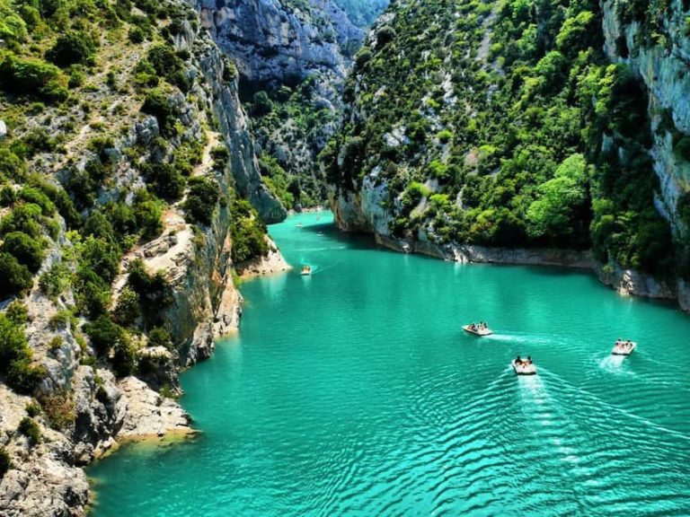 Canoeing in the Verdon and the most beautiful beaches